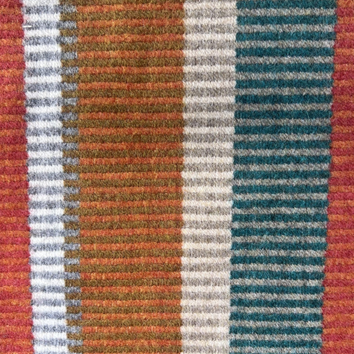 De Leo Mida Fiesta Wool Decorator Fabric – Savvy Swatch